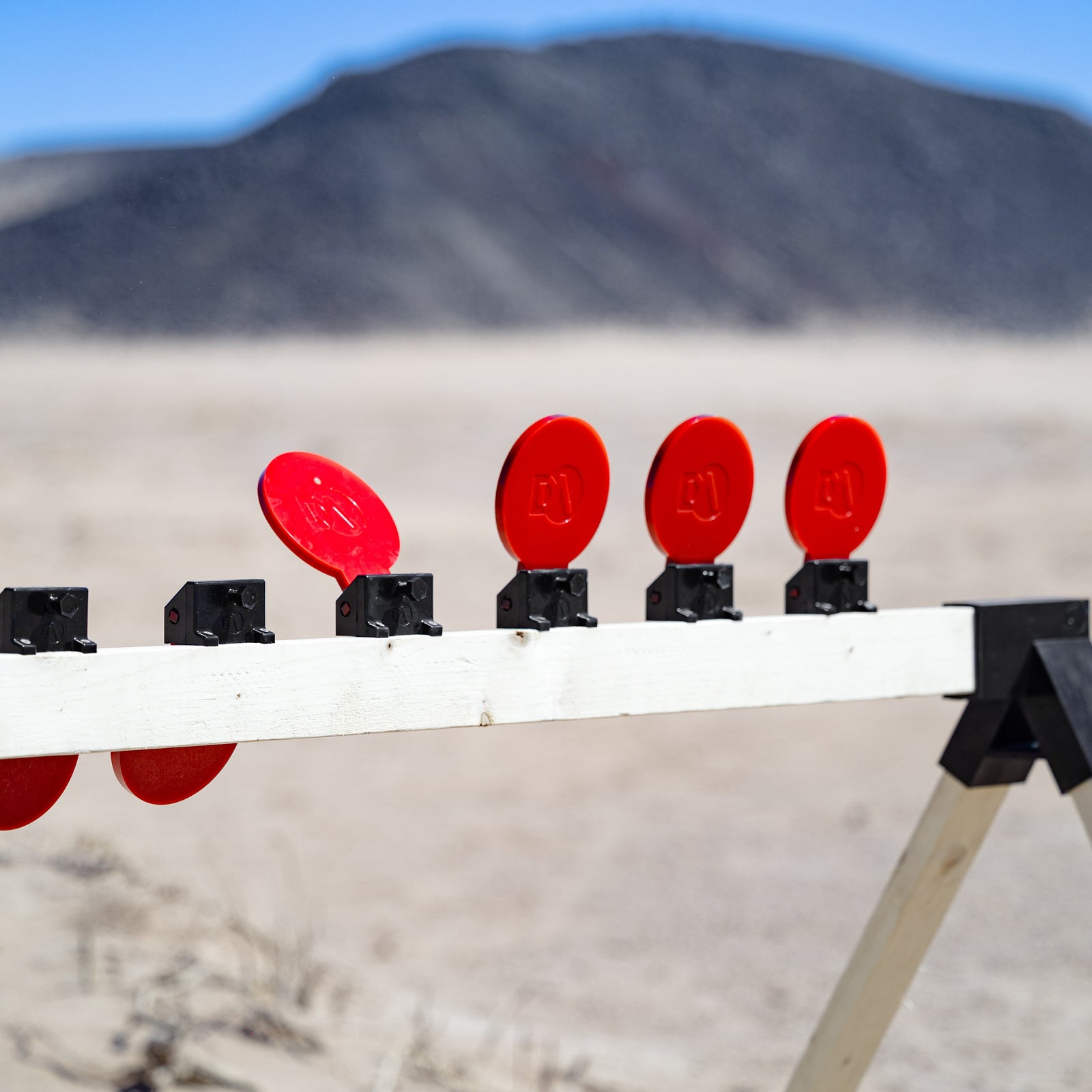 Durable Self-Healing Target Stand Kit for Shooting – DA Targets